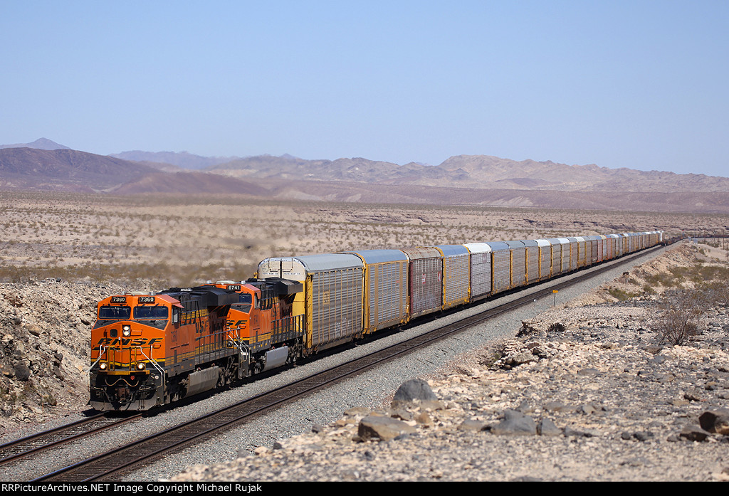 BNSF 7360